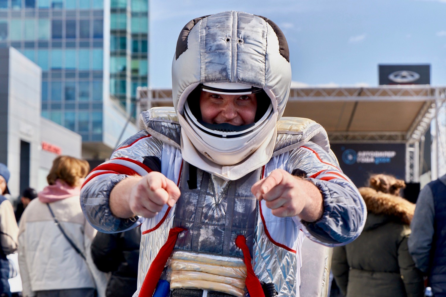 День космонавтики в АГ «Авилон»: праздник покорителей космоса и авто ...